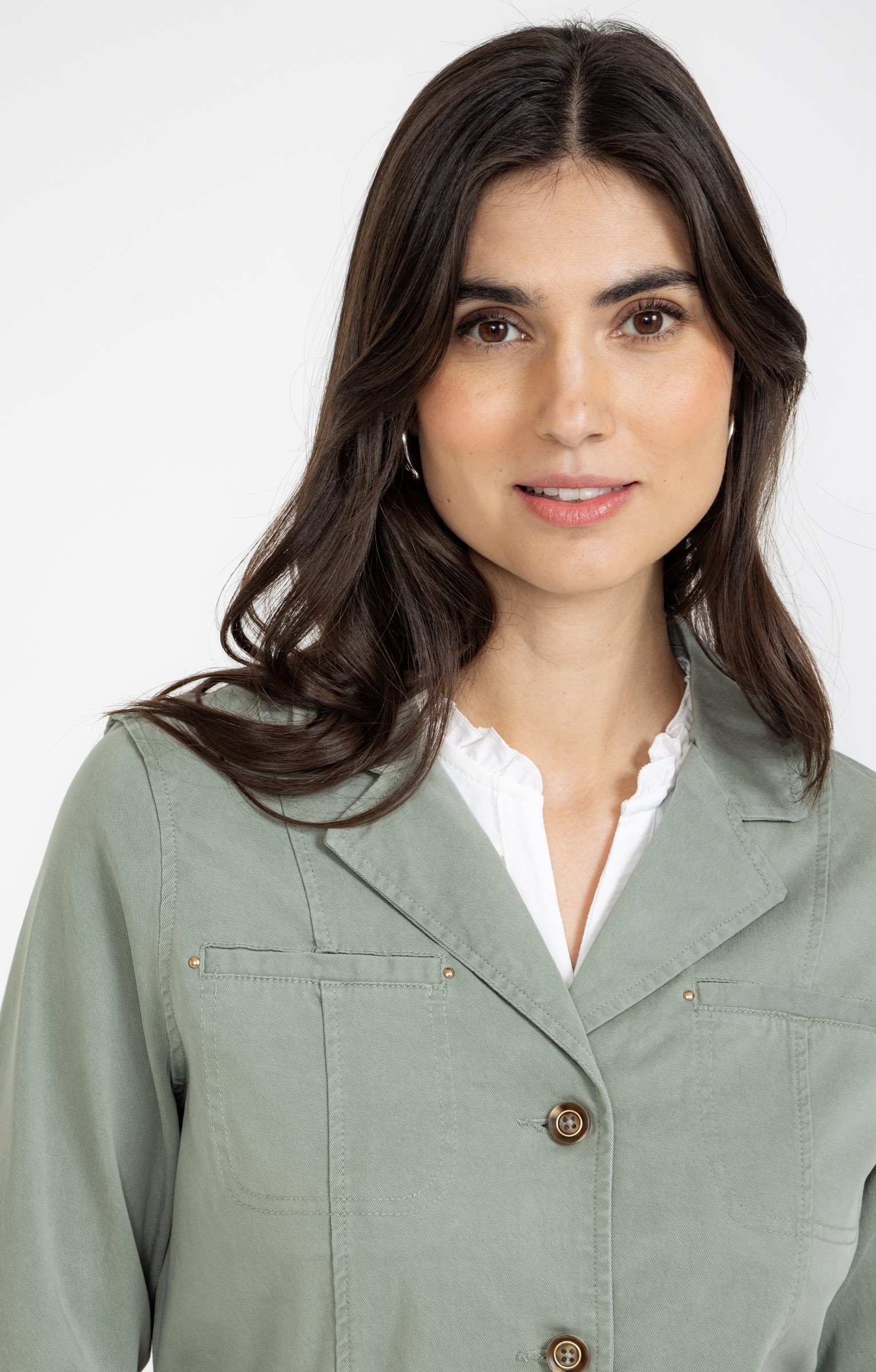 Saharienne en coton Tencel™ Lenzing - coloris VERT NIL - Armand Thiery